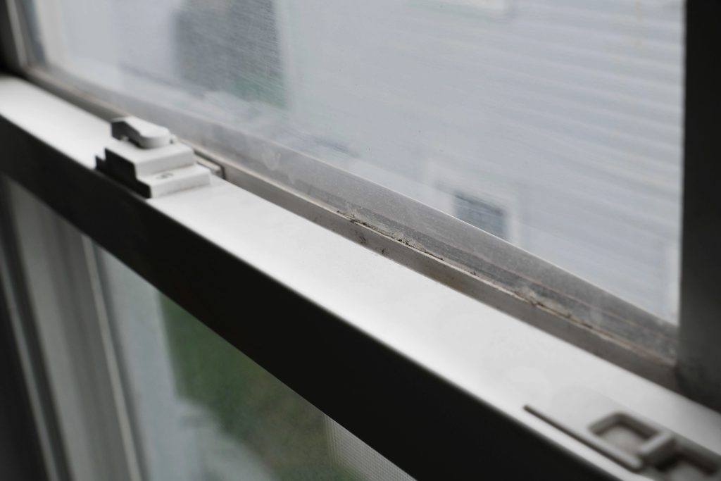 Four Reasons to Replace Vinyl Windows in Vancouver - Renewal by ...
